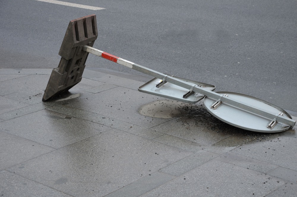 Second Highway Sign Falls Due to Semi Crash | John Foy