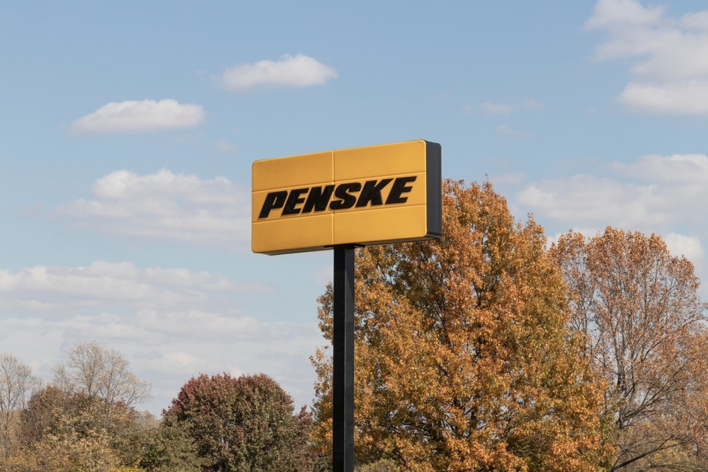 Average Penske Truck Accident Settlement | Free Consultations
