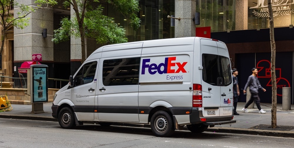 What to Do if You’re Injured in a FedEx Truck Accident